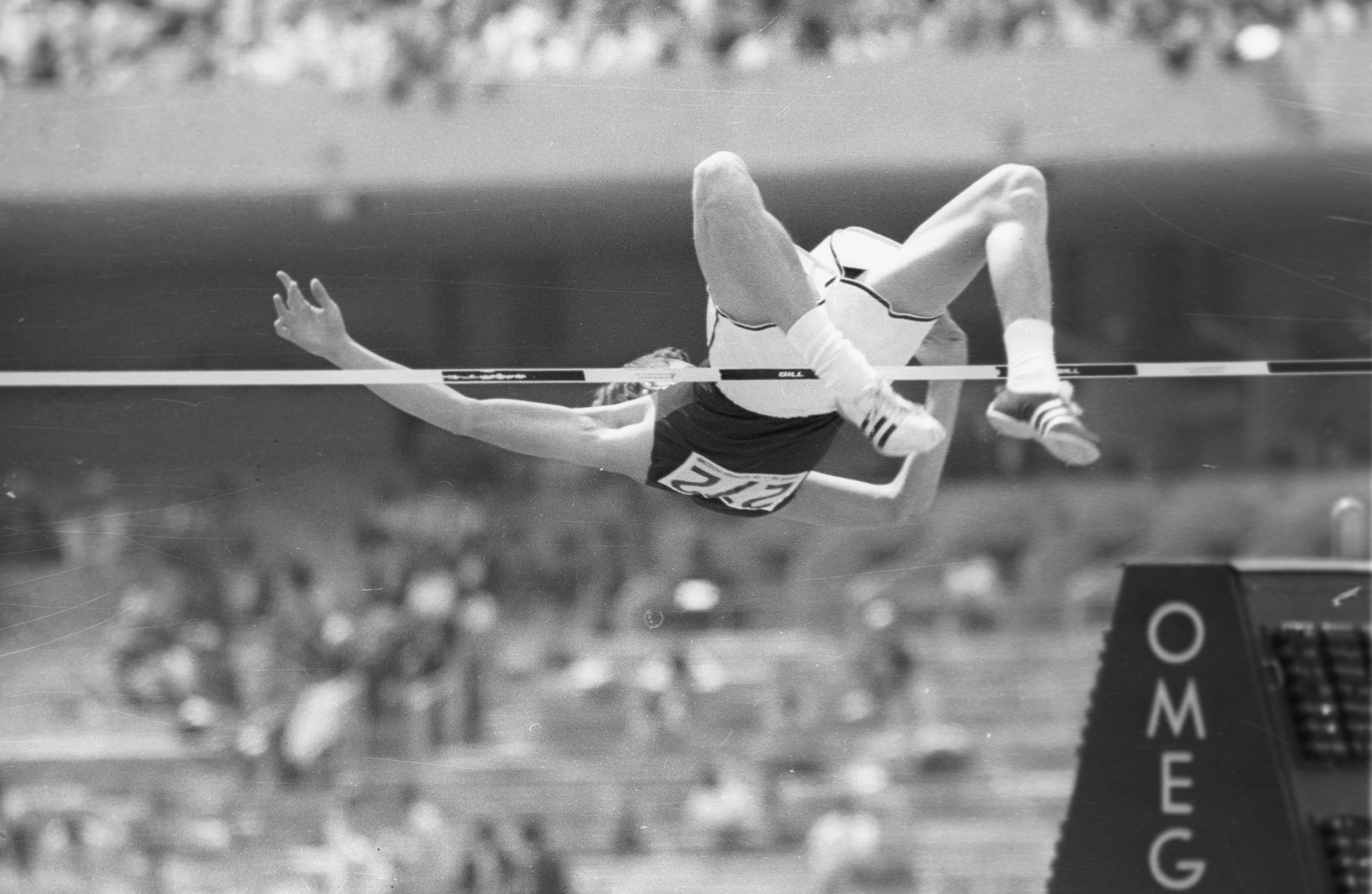 Fosbury, l’uomo che rivoluzionò lo sport con un flop - Zeta