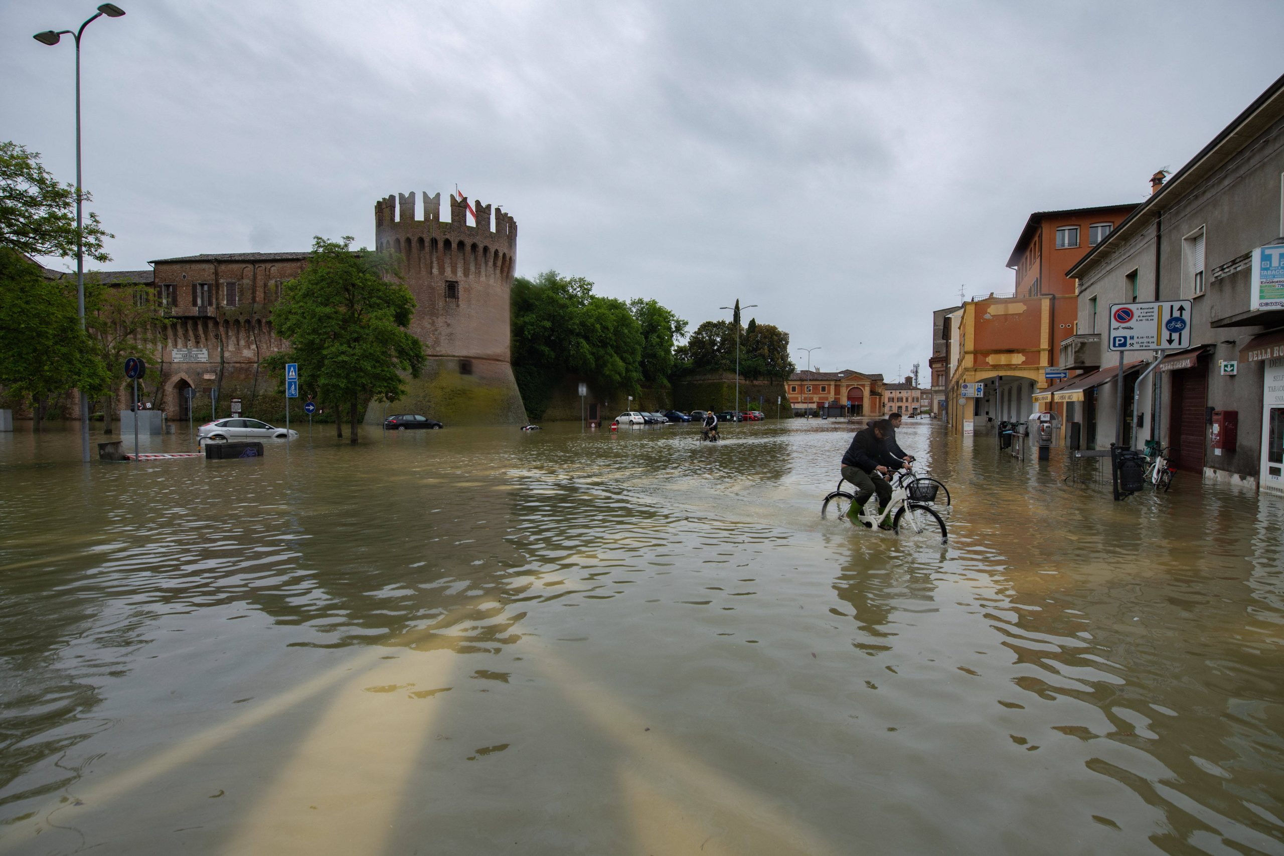 L'alluvione in Emilia Romagna è colpa del cambiamento climatico - Zeta